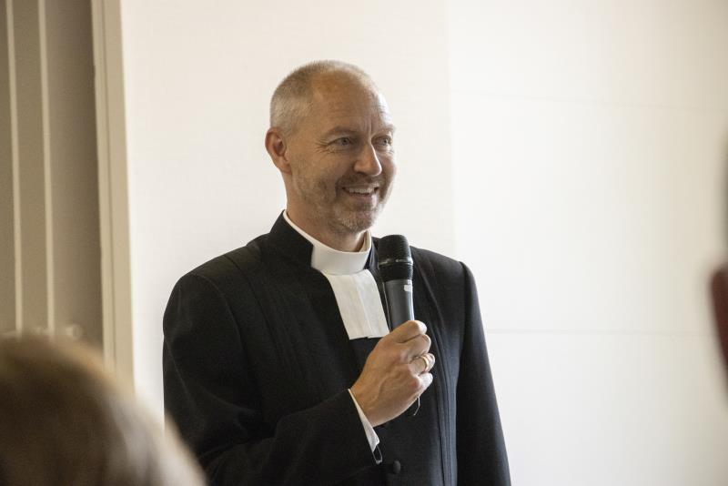 Se när domprosten Dan Fredriksson mottogs i Domkyrkan - Karlstads pastorat