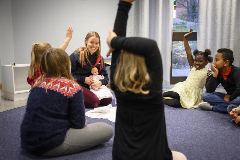 Samling för barn i Mariakyrkan i Skogås - Svenska kyrkan i Huddinge