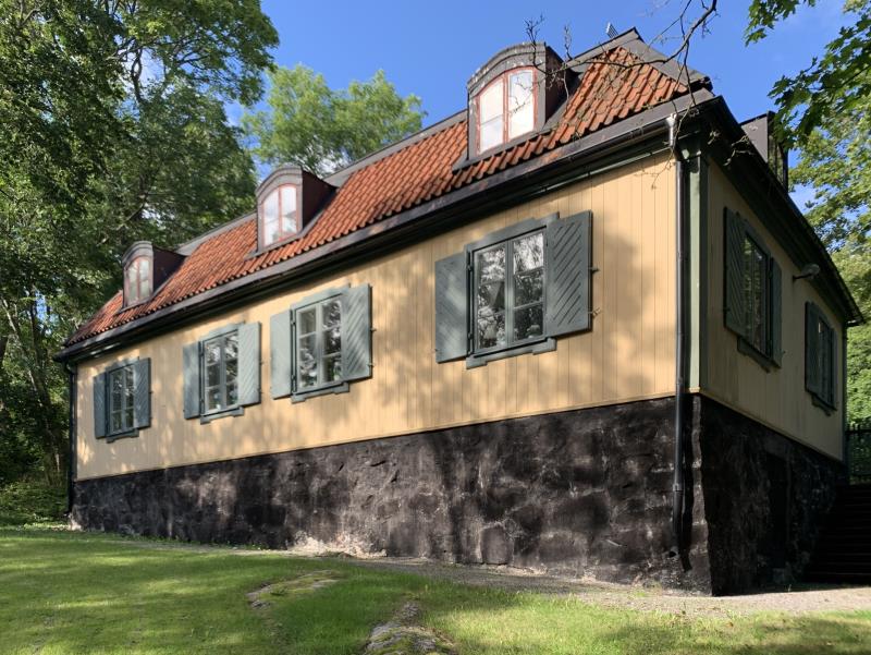 Huvudsta gamla slott - Svenska kyrkan Solna