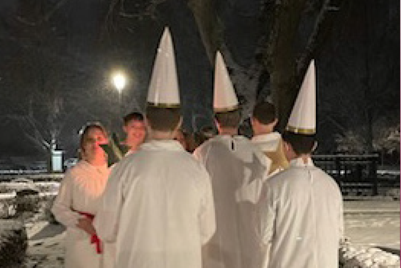 Luciatåg i Bro kyrka - Välkommen till Bro församling