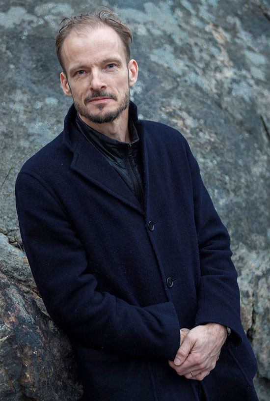 Klas är arkitekten bakom Botkyrka kyrkas renovering - Botkyrka församling