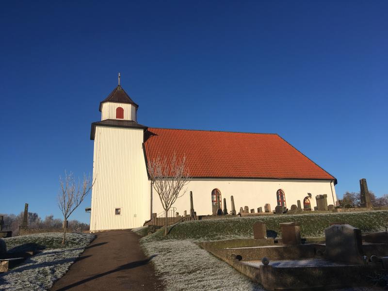 Romelanda kyrka