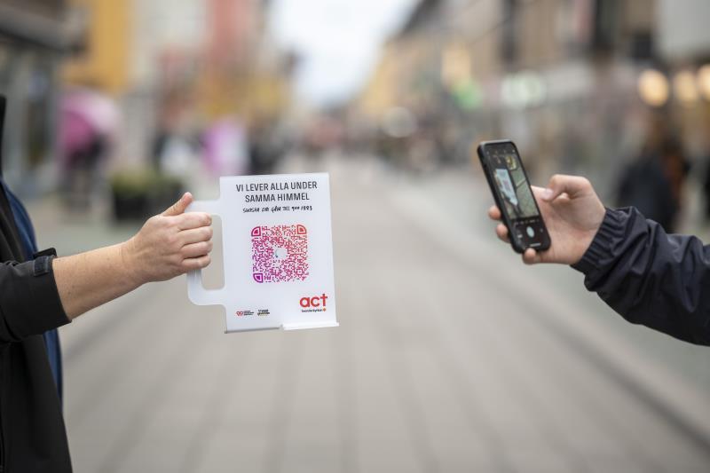 Swisha en gåva till välgörenhet