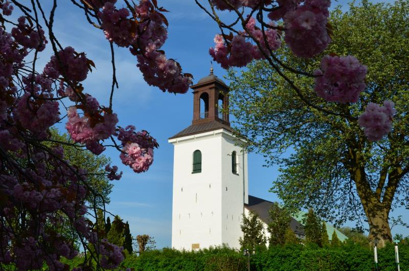 Västra Karaby kyrka - Dösjebro församling